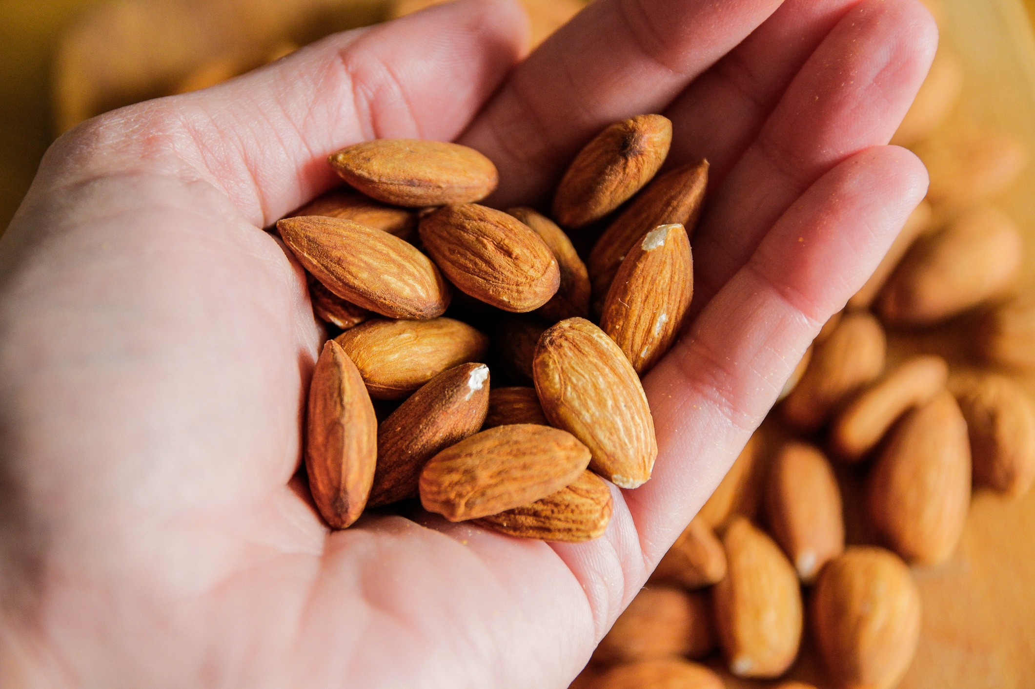 Les amandes : un allié inattendu pour la perte de poids et la santé ...